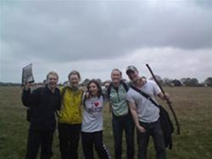 Elizabeth Dell'Anno is fundraising for Oxfam Trailwalker