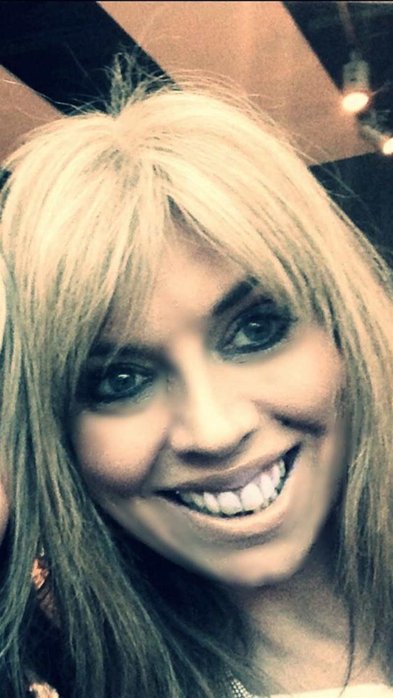 Angela Wheeler is fundraising for Cancer Research UK