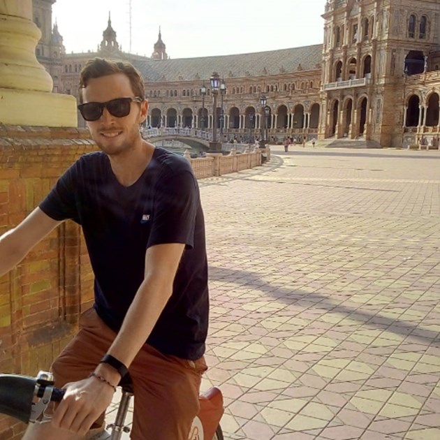 Alexander Straker is fundraising for The EY Foundation