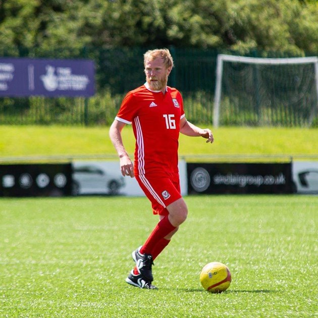 Andy Knapp is fundraising for Gol