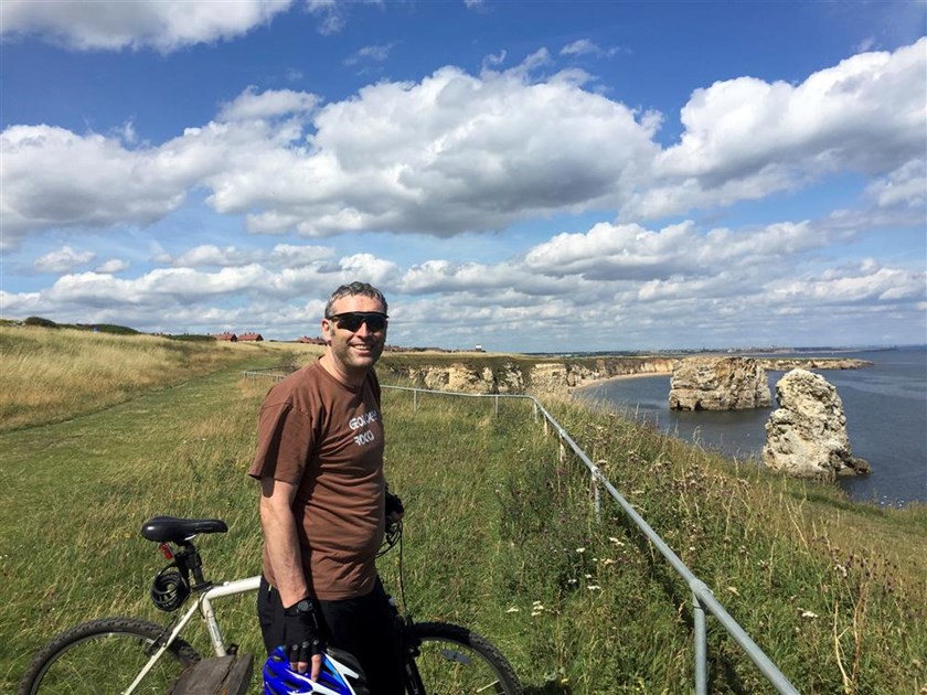 Simon Hendry is fundraising for Alzheimer's Society