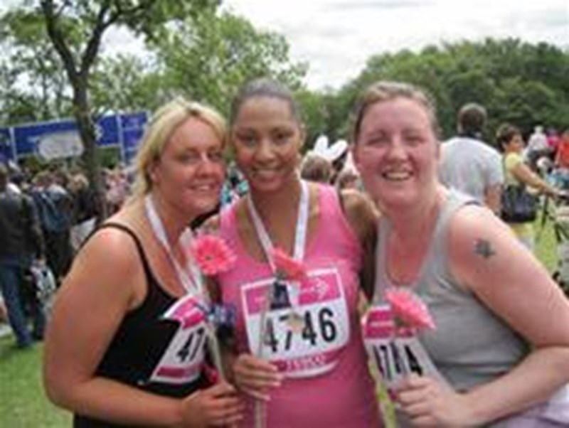 Anna Mack Is Fundraising For Cancer Research Uk