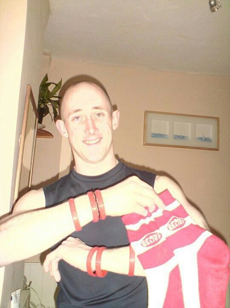 Simon Connor is fundraising for Kidscan