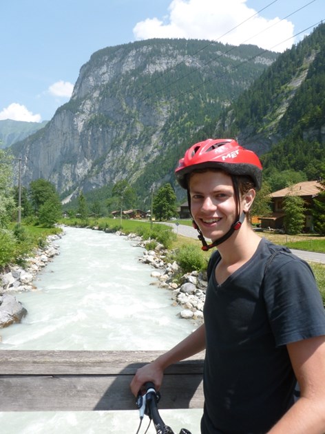 Daniel Pettitt is fundraising for Alzheimer's Society
