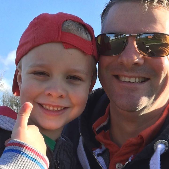 Mike Hinton is fundraising for Macmillan Cancer Support