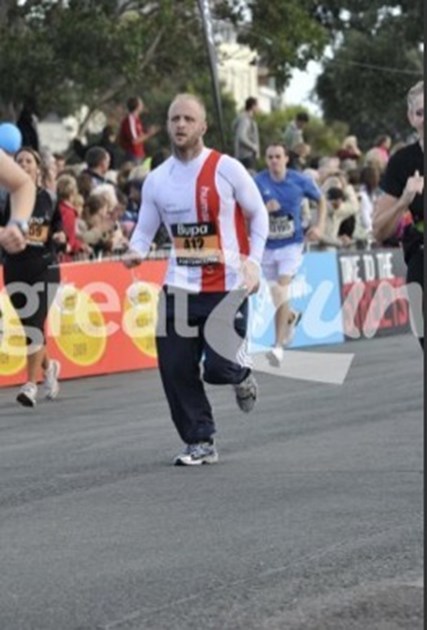 Tim Vorley is fundraising for Alzheimer's Research UK