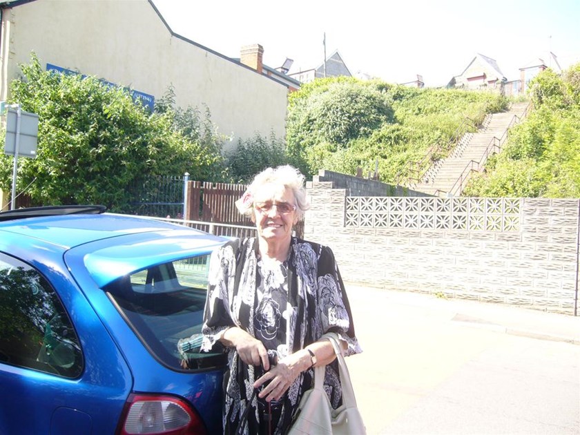 Jamie-lee Eaton is fundraising for Cancer Research Wales