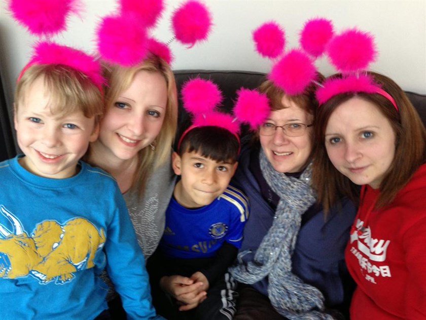 Laura Noorbaccus is fundraising for Cancer Research UK