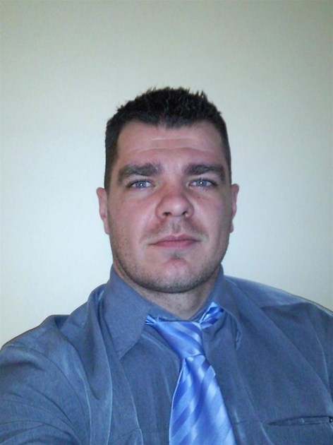 Dominic Gordon is fundraising for St Elizabeth Hospice