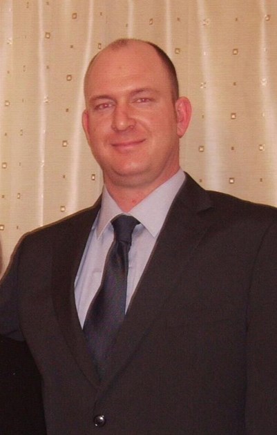 Sarah Lofthouse is fundraising for Mind