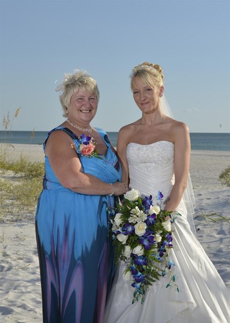 susan bowen is fundraising for Cancer Research UK