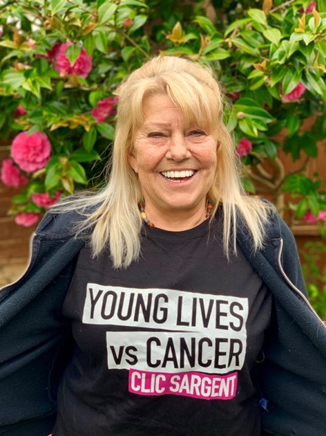 Julia Stringer is fundraising for Young Lives vs Cancer