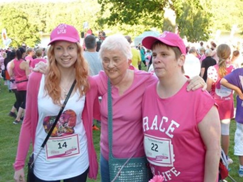 Sarah Boxall is fundraising for Cancer Research UK