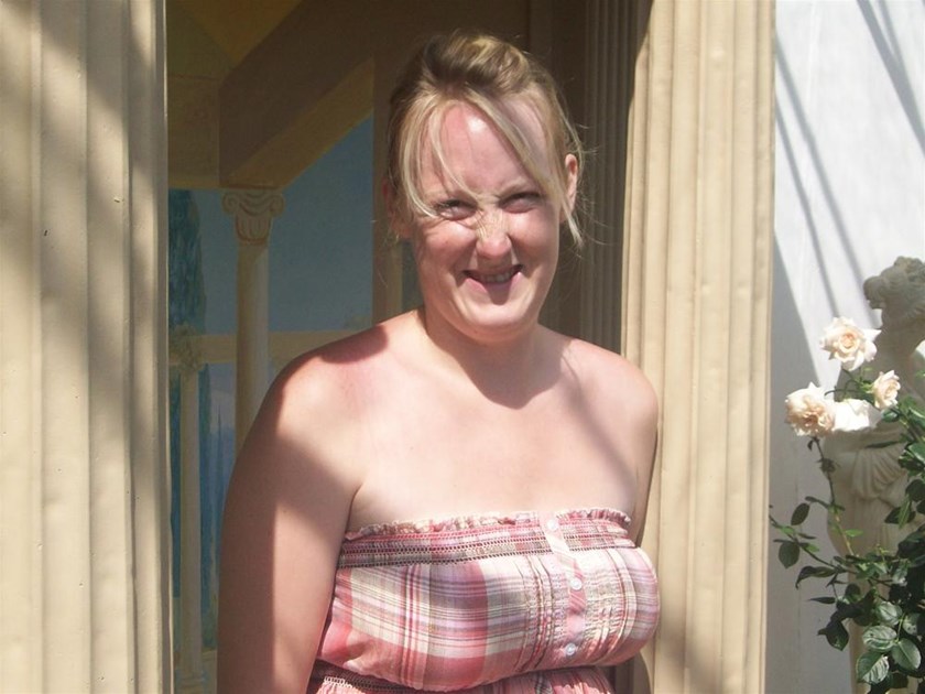 clare bacon is fundraising for St Richard's Hospice Foundation