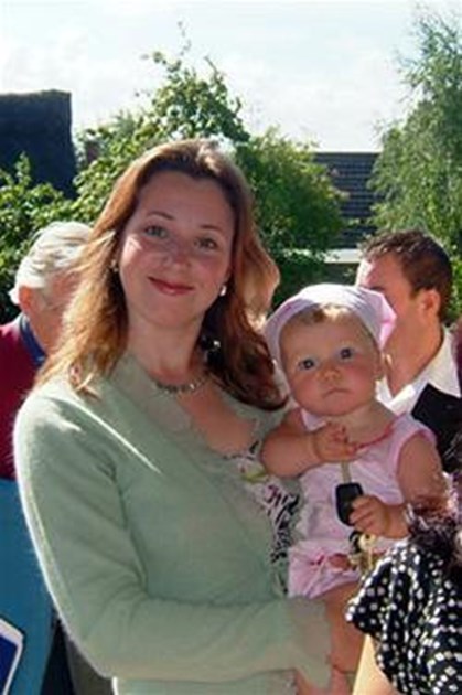 Julia Jenkins Is Fundraising For Cancer Research Uk