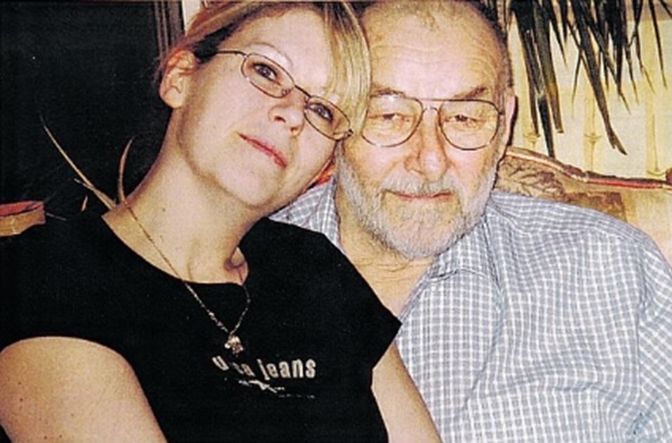 Charlie Barber is fundraising for Cancer Research UK