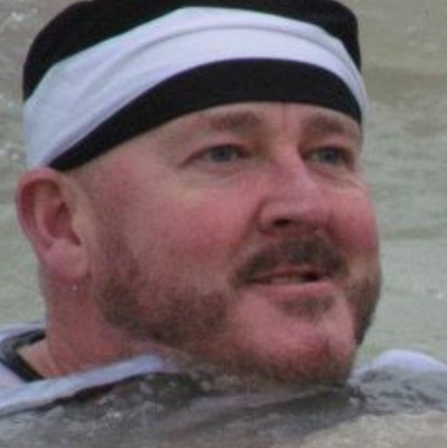 Andrew Bushell is fundraising for Macmillan Cancer Support