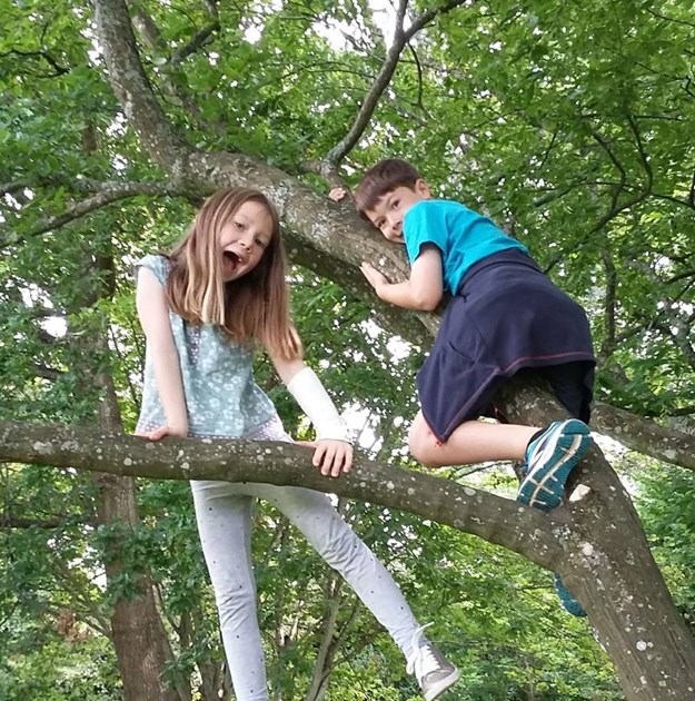 Sarah Alcock is fundraising for Just4Children