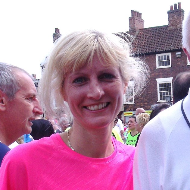 Nichola Webb is fundraising for British Heart Foundation