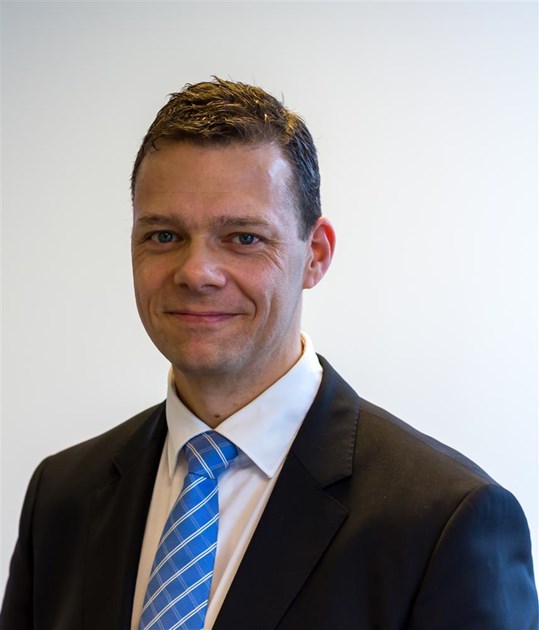 Colin Shaw is fundraising for Cancer Research UK