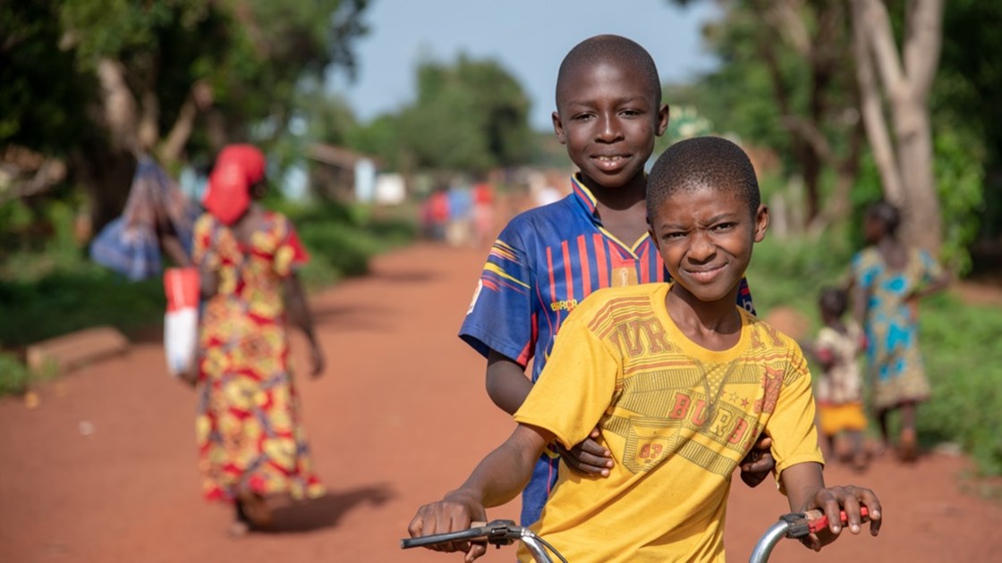 Tim HEATON is fundraising for Africa Inland Mission