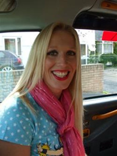 Rebecca Middleton-jones is fundraising for FORCE Cancer Charity