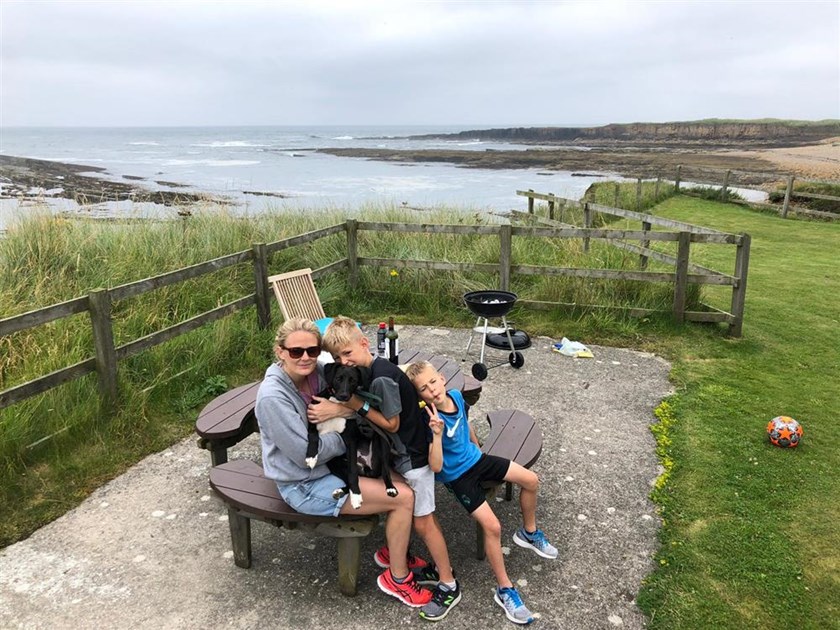 Rachel Loughlin is fundraising for Hundred Families