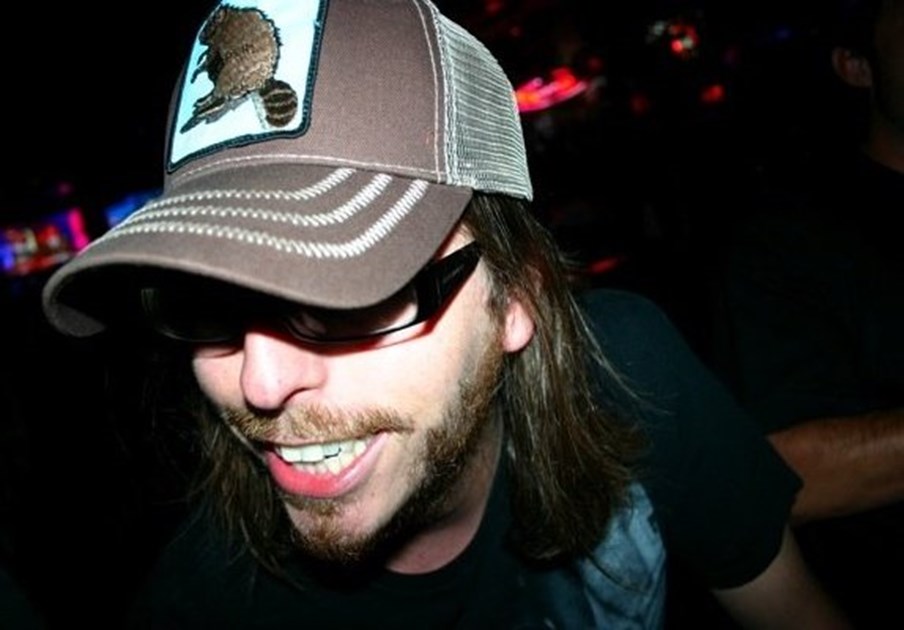 Gavin Rowe is fundraising for Macmillan Cancer Support