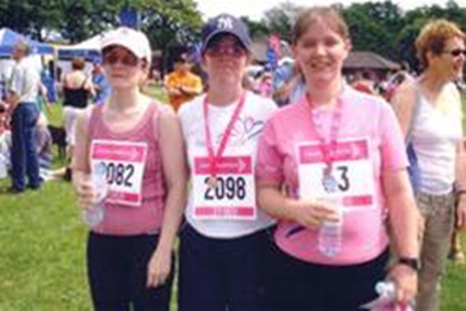 Sarah Boor is fundraising for Cancer Research UK