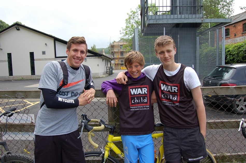 Richard Greenhalgh is fundraising for War Child