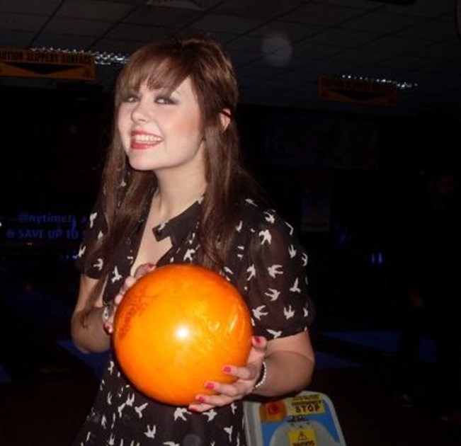 Robyn Hall is fundraising for Beating Bowel Cancer