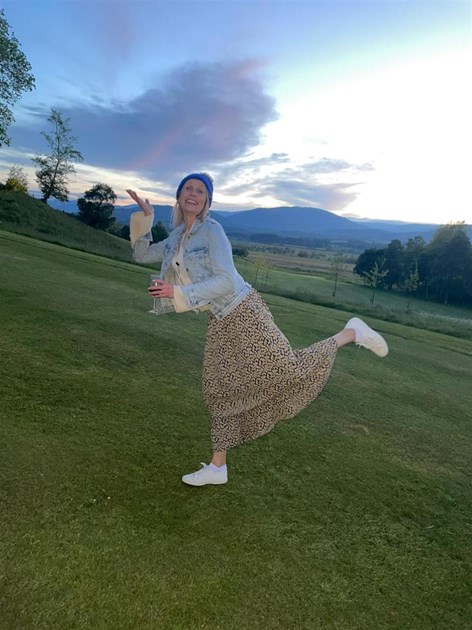 Jayne Lawson is fundraising for Alzheimer Scotland