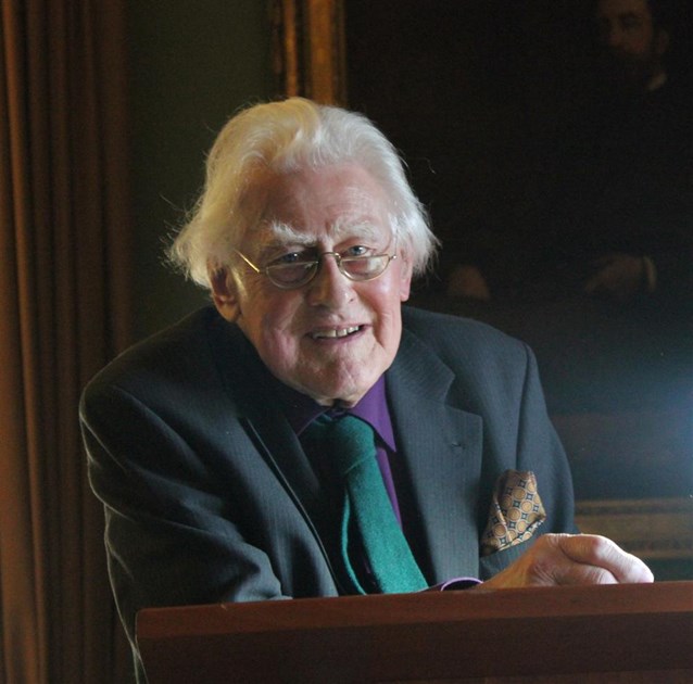 ceril rhys-dillon is fundraising for Urdd Gobaith Cymru