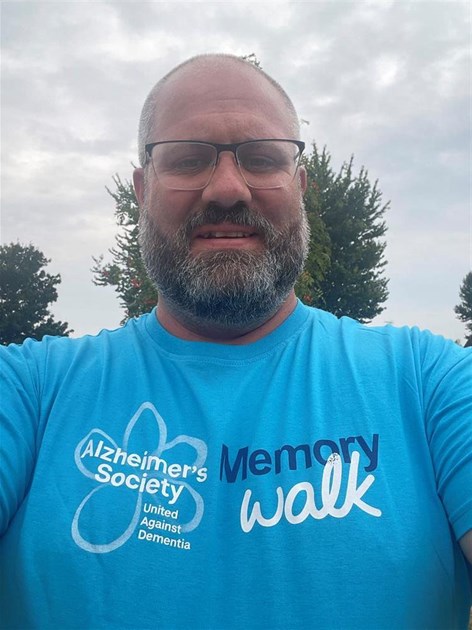 Iain Morton is fundraising for Alzheimer's Society