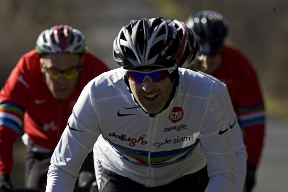 Simon Wear is fundraising for Dallaglio RugbyWorks