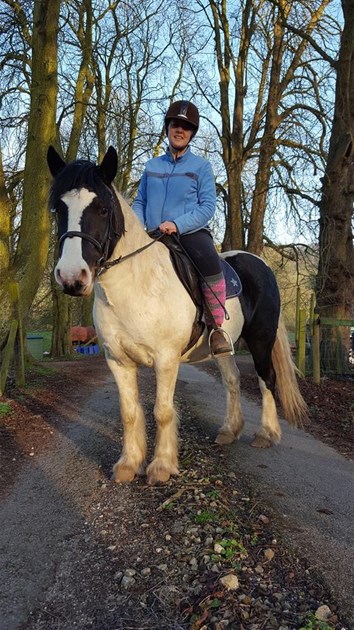 Nicole Tizard is fundraising for Cancer Research UK