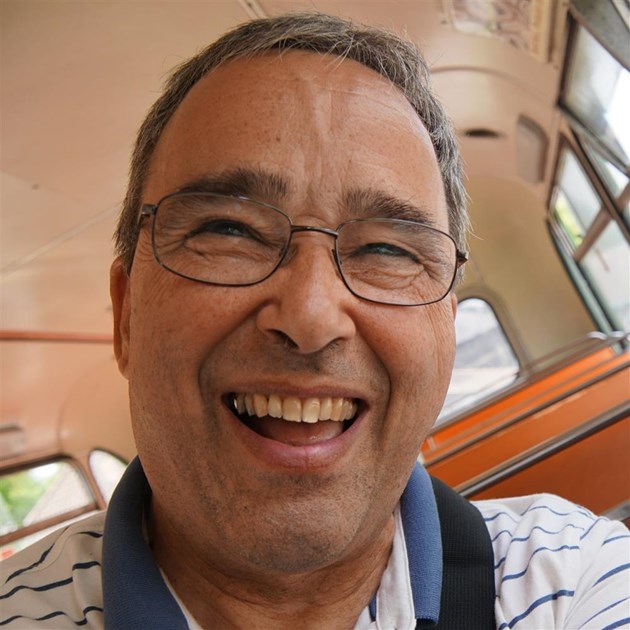 Chris Sillett is fundraising for Meningitis Now