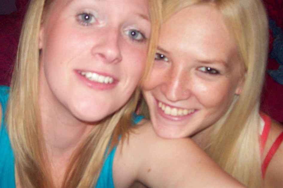 Caroline Wray is fundraising for Cancer Research UK