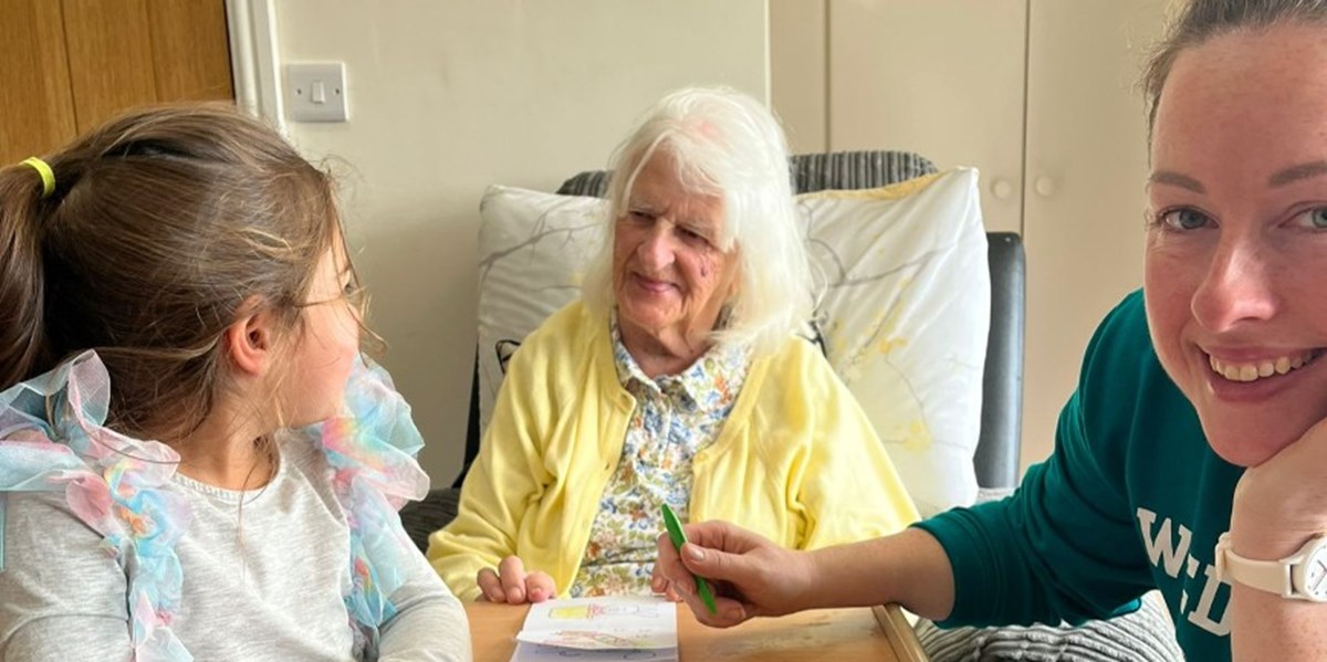 Kelly Huxley-Roberts is fundraising for Alzheimer's Society