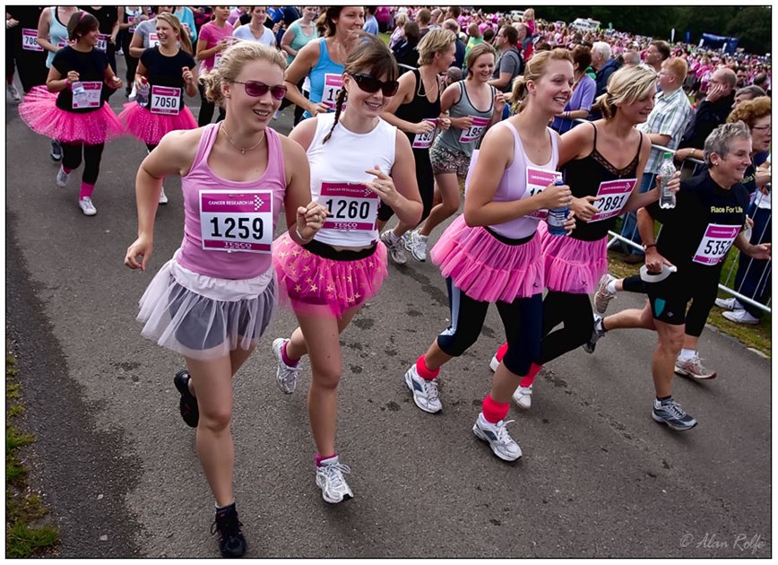 Amanda Doak is fundraising for Cancer Research UK
