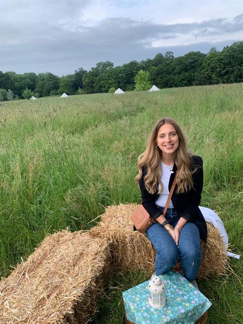 Georgina Potts Is Fundraising For Cancer Research Uk