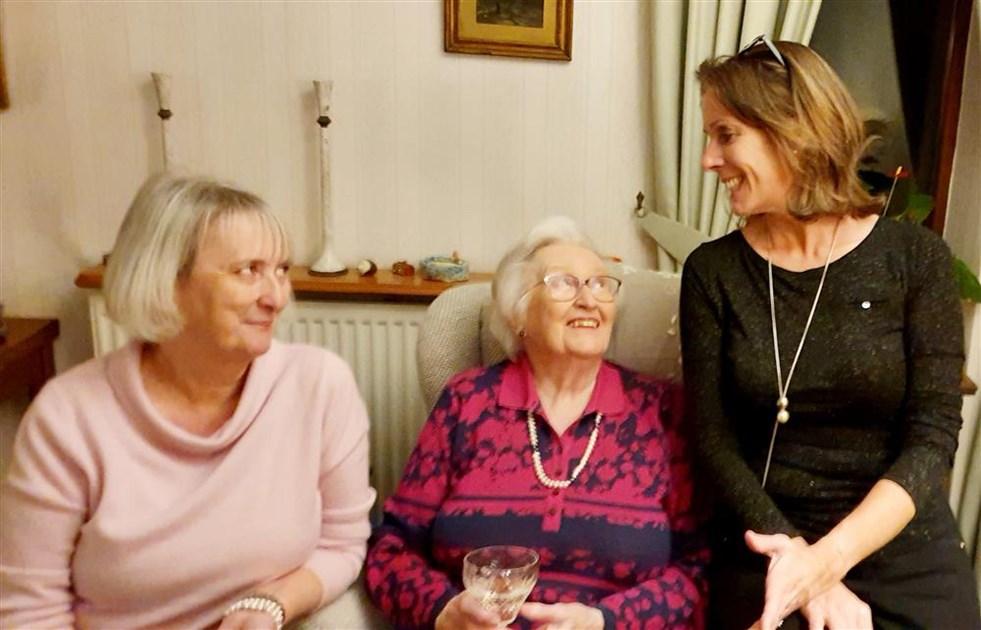 Heather Moore is fundraising for Alzheimer's Research UK