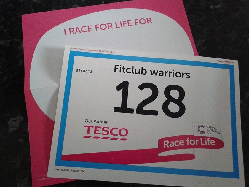 Laura Simmonds Is Fundraising For Cancer Research Uk