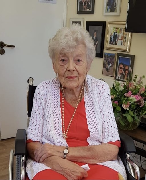 Sharon Legg is fundraising for Macmillan Cancer Support