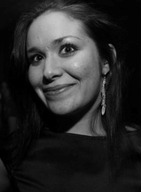 Lydia Sinclair is fundraising for St Barnabas House