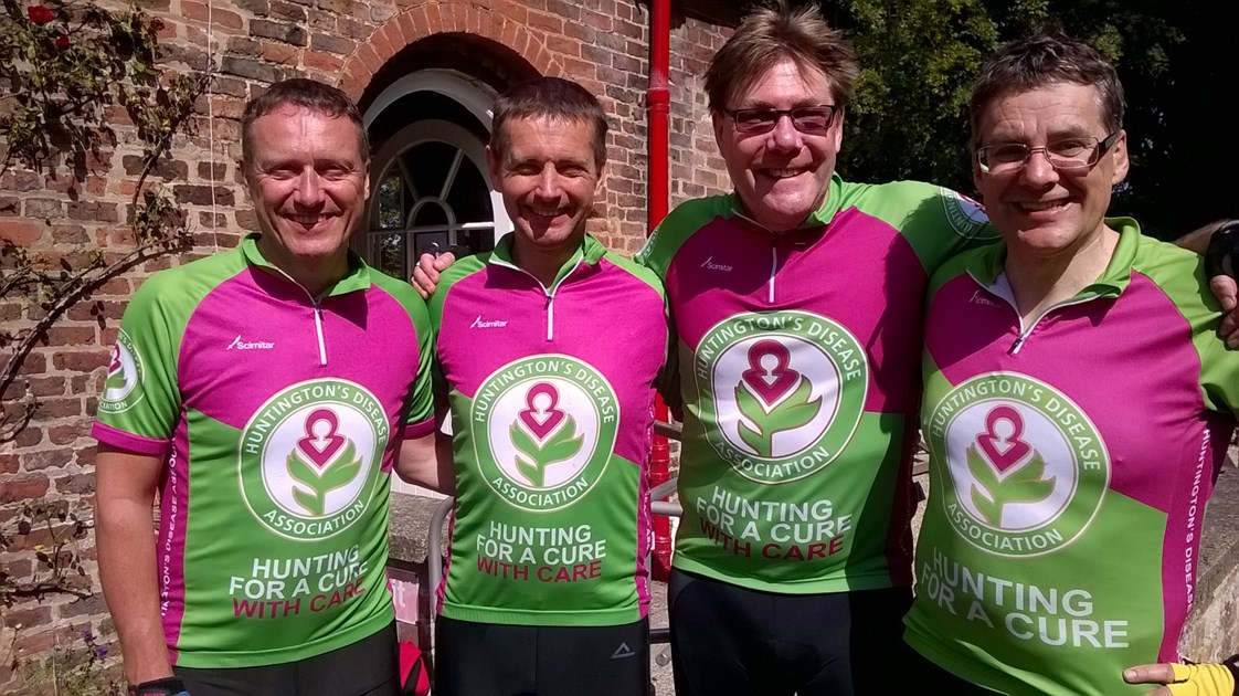 MARTIN THORPE is fundraising for Huntington's Disease Association