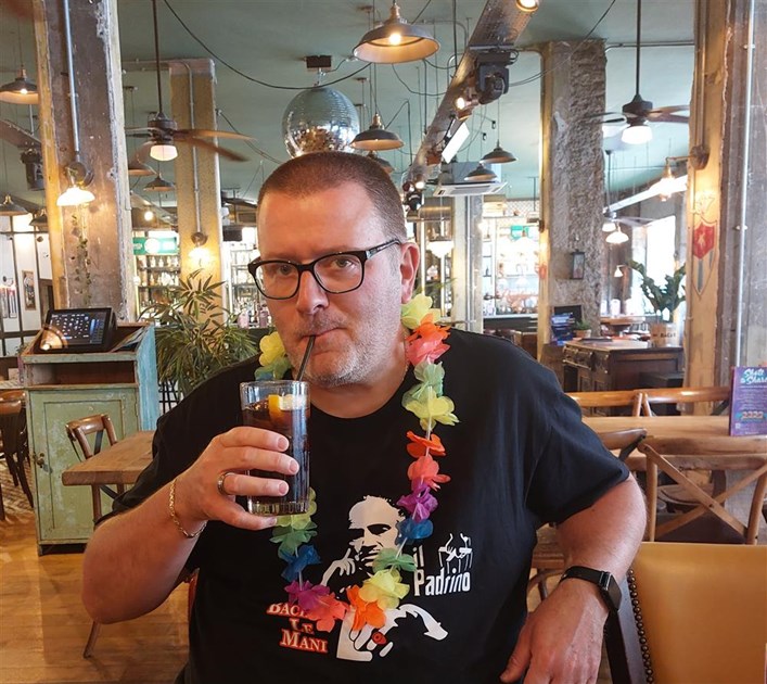 Kenneth Higgins is fundraising for Teenage Cancer Trust