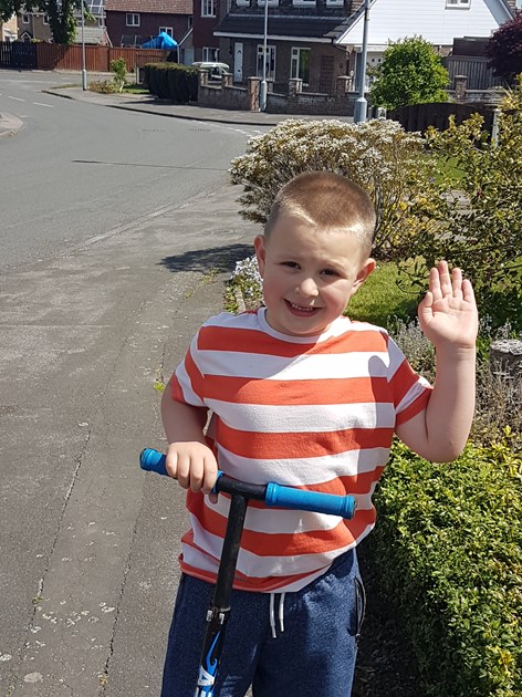 Shaunie Lee Biggins is fundraising for Age UK