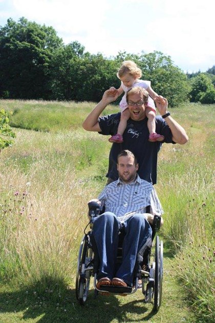 Daniel Pettifer is fundraising for Spinal Research