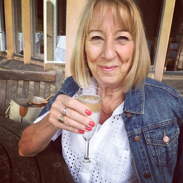 Katie Edmonds is fundraising for Cancer Research UK